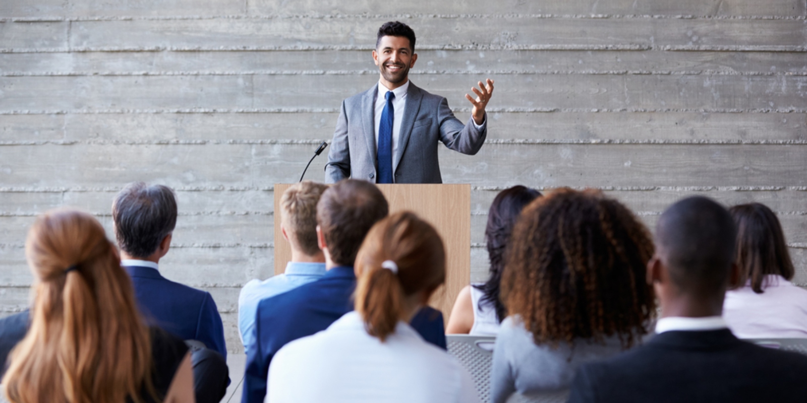 Los 11 tips más claves para iniciar una presentación en público - Curso ...